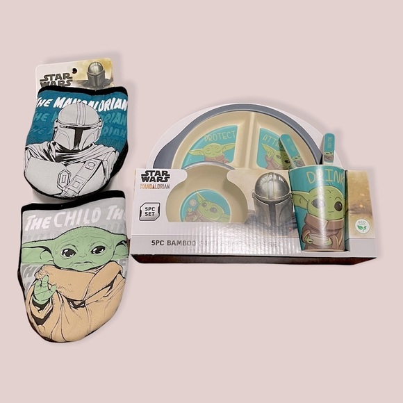 Star Wars | Dining | Star Wars Dinnerware Set Bamboo Oven Mitts ...